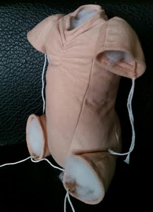 Krop 20″ figursyet 3/4 arme & ben – Reborn in Denmark ApS